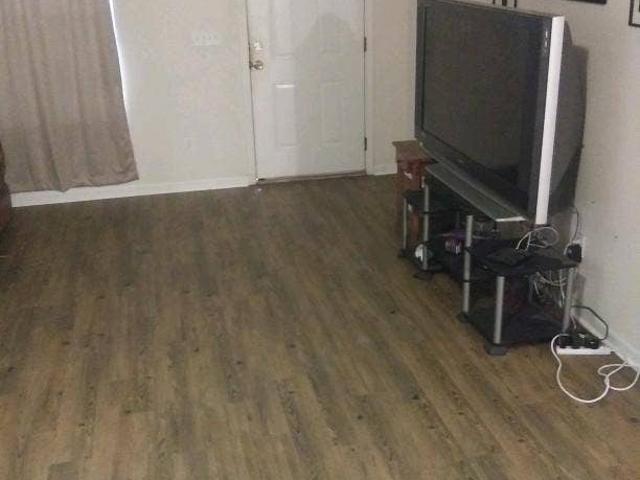 Room off Atlantic and Southside