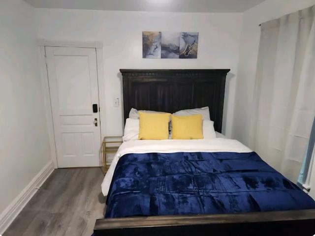 Room on the west end