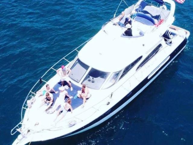 Room on yacht in the marina del Rey