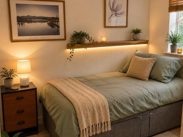 Room at Mulberry Close, Radcliffe