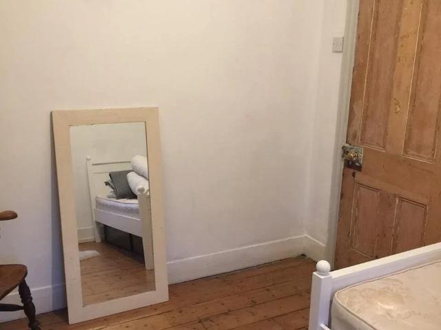 Room at Musjid Road, Greater London
