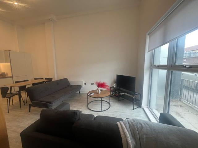 Room at Muslin Street, Salford