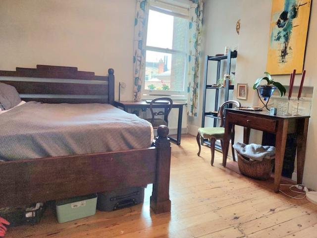 Room at Muswell Hill Broadway, Greater London