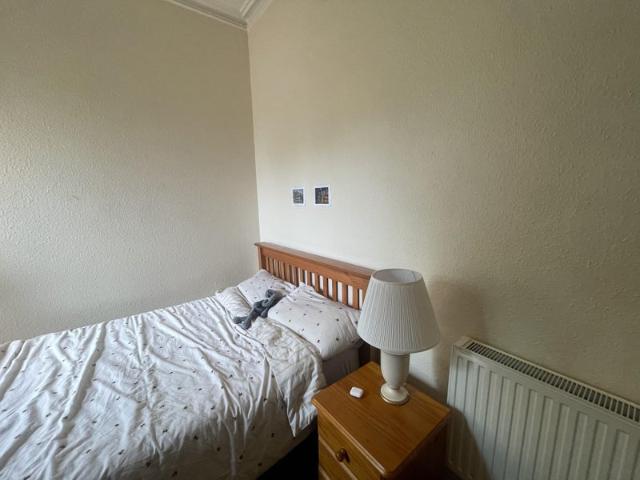 Room at Murieston Crescent, City of Edinburgh