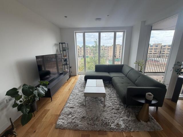 Room at Murrain Road, Greater London