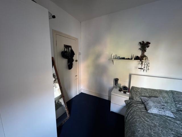 Room at Murray Road, Greater London