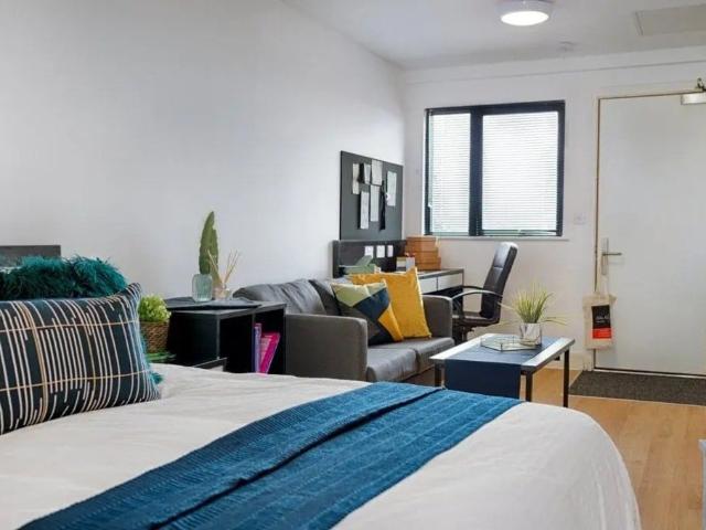 Room at Myrtle Street, Liverpool