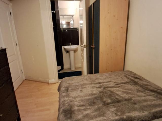 Room at Maconochies Road, Greater London