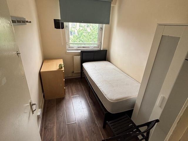 Room at Mace Street, Greater London