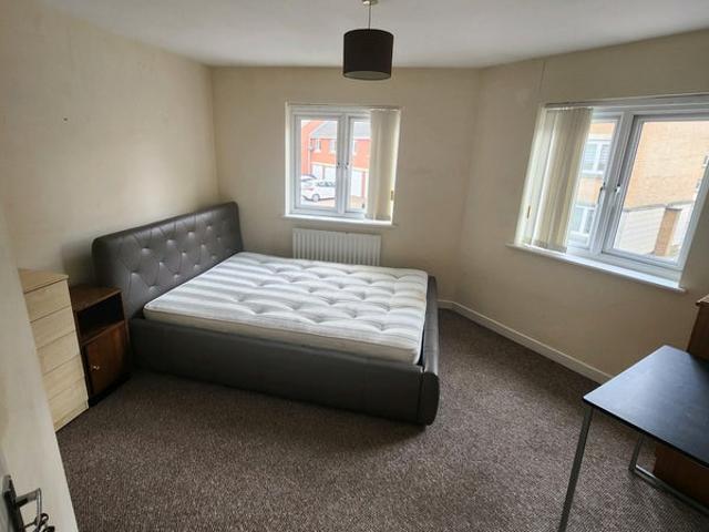 Room at Macfarlane Chase, Weston super Mare