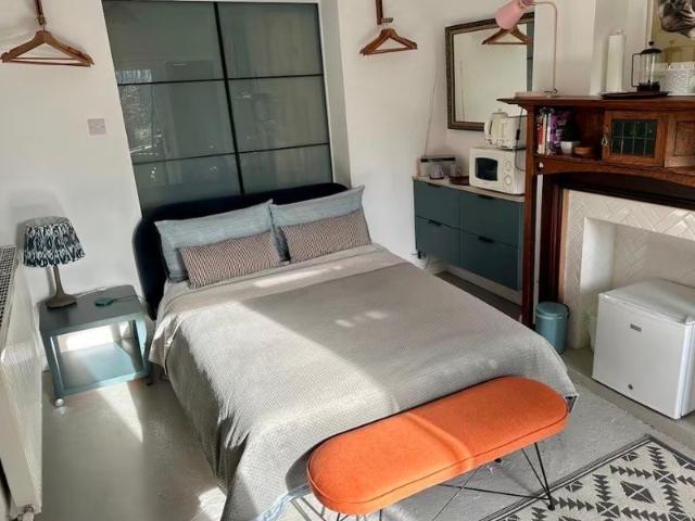 Room at Machon Bank, Sheffield