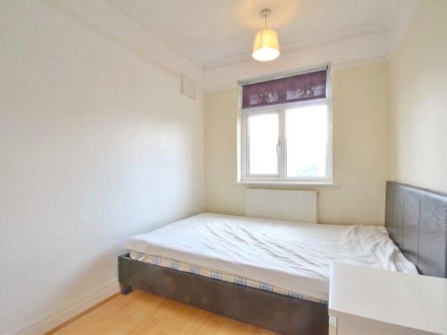 Room at Mackie Road, Bristol