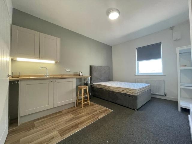 Room at Macklin Street, Derby
