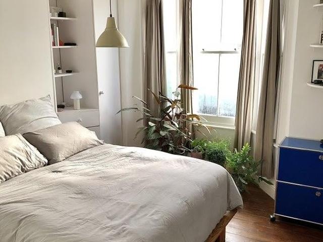 Room at Mabley Street, Greater London