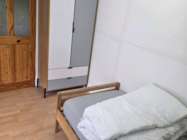 Room at Magdalene Gardens, City of Edinburgh