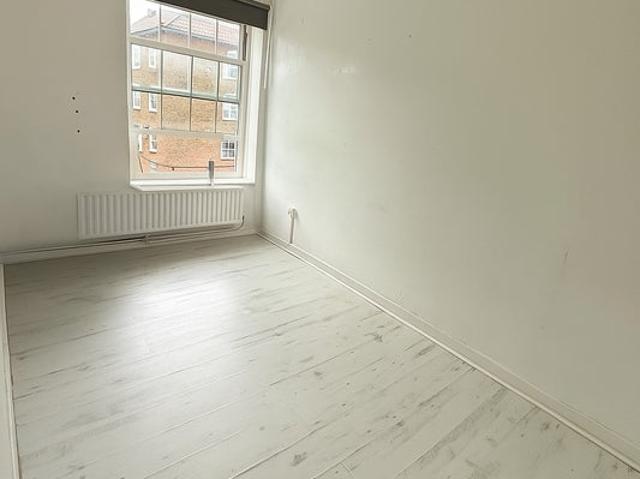 Room at Magee Street, Greater London