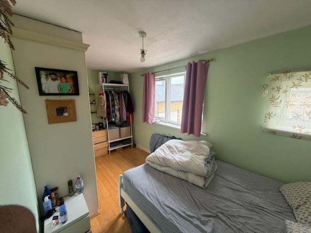 Room at Magellan Place, Greater London
