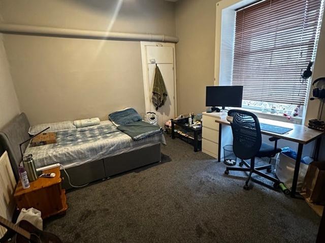 Room at Madeira Street, City of Edinburgh