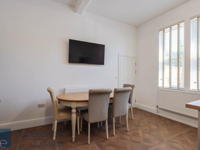 Room at Main Street, Newark and Sherwood
