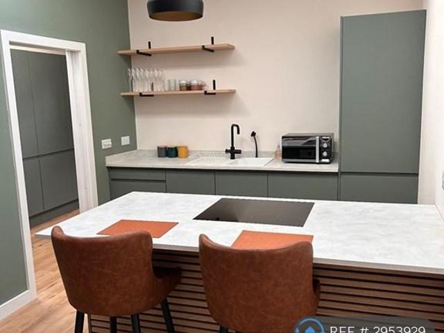 Room at Main Street, Carnwath