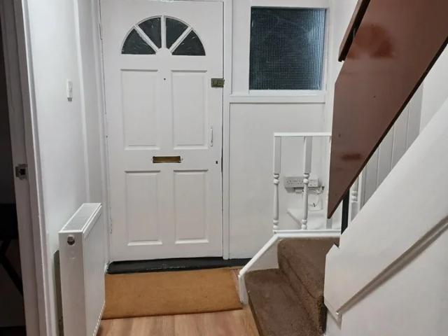 Room at Maida Vale, City of Westminster