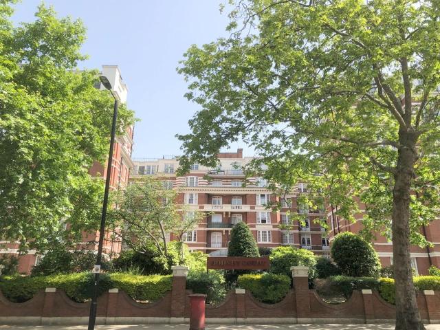 Room at Maida Vale, City of Westminster
