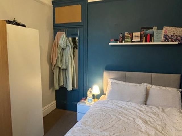 Room at Maida Vale, City of Westminster