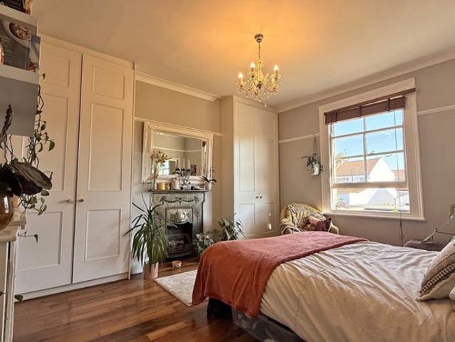 Room at Maidstone Road, Greater London