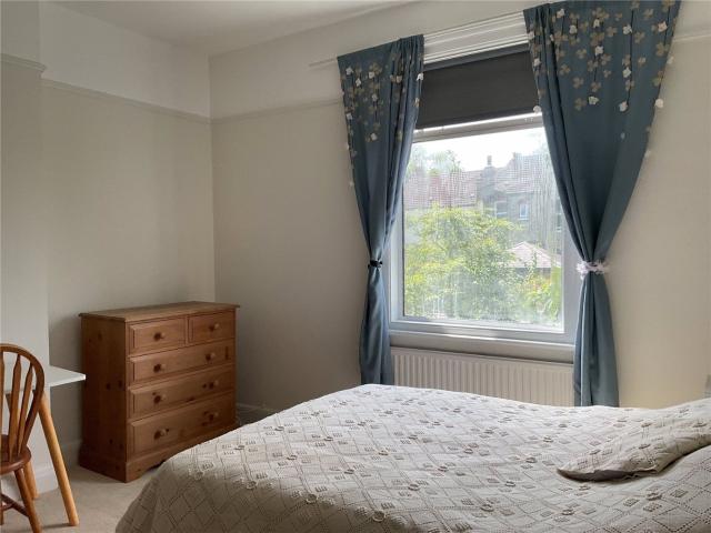 Room at Maidstone Road, Greater London
