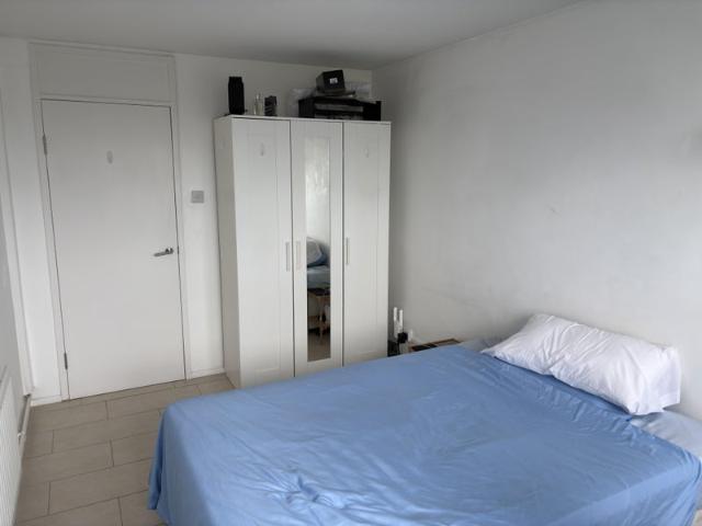 Room at Mallory Street, City of Westminster