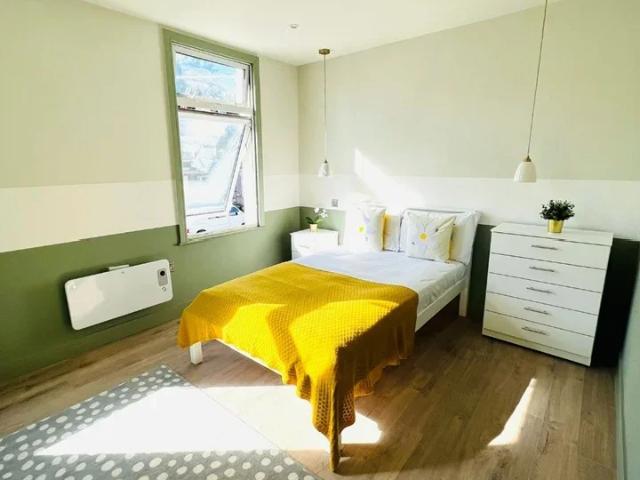 Room at Malpas Road, Greater London