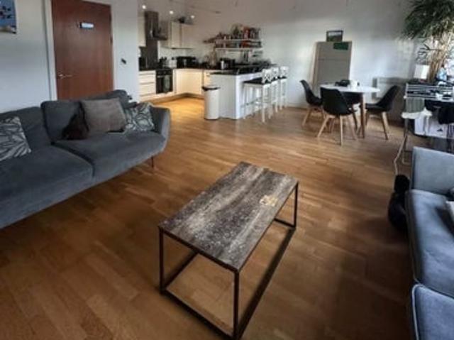 Room at Malta Street, Manchester