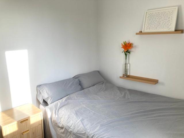 Room at Malvern Road, Greater London