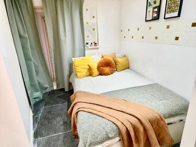 Room at Manor Farm Road, Greater London