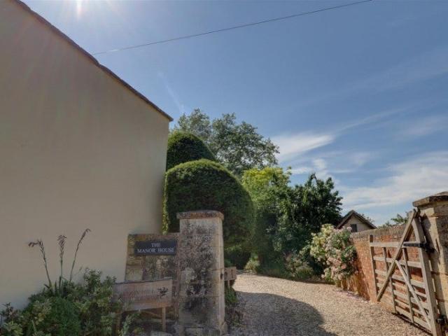 Room at Manor Lane, Wychavon