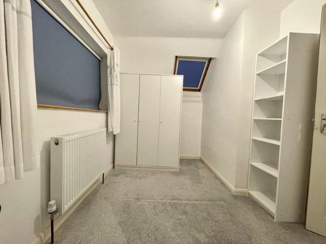 Room at Manor Road, Kilsby