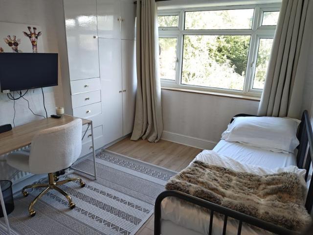 Room at Manchester Old Road, Middleton