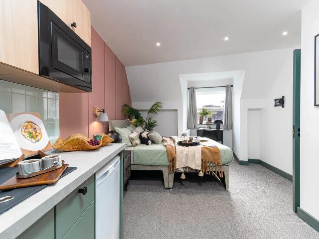 Room at Manchester Road, Trafford