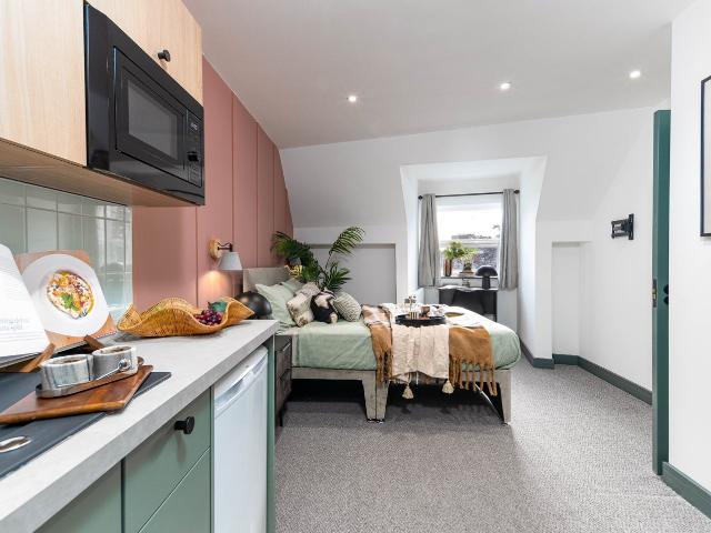 Room at Manchester Road, Trafford