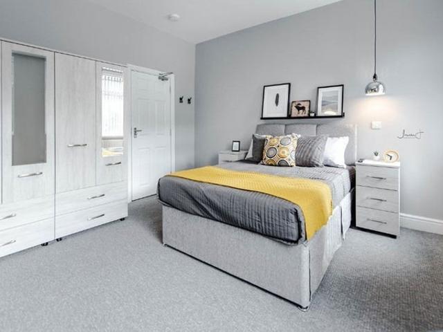 Room at Manchester Road East, Salford