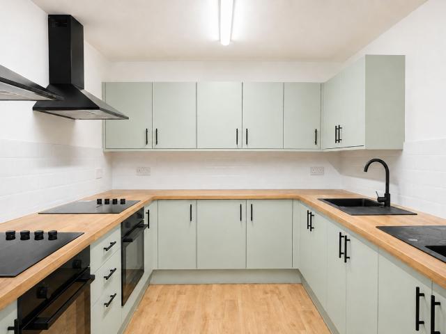 Room at Manchester Road, Farnworth