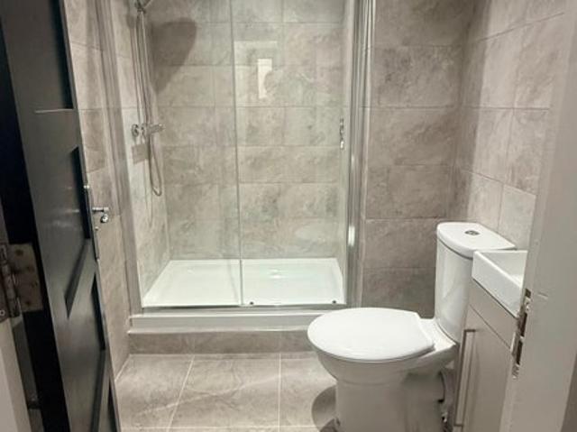 Room at Manchester Road, Farnworth