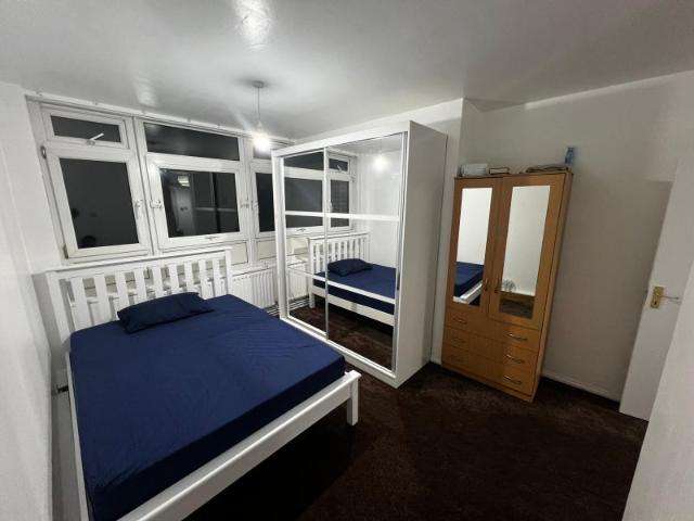 Room at Manchester Road, Greater London