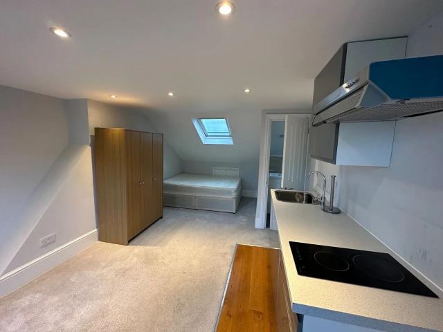 Room at Manchester Road, Greater London