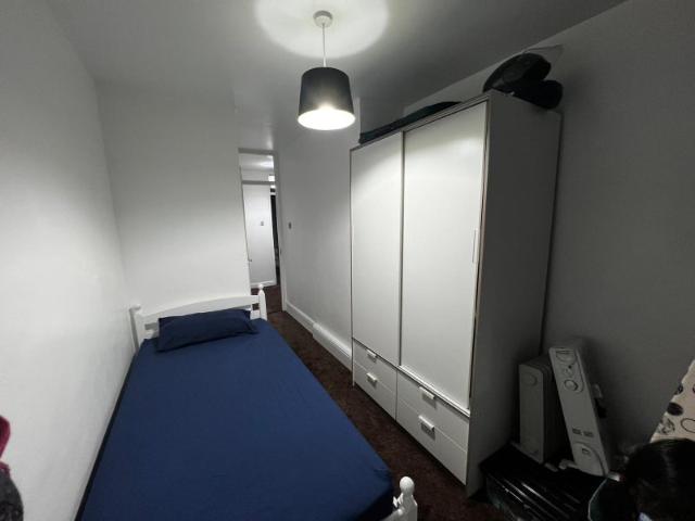 Room at Manchester Road, Greater London