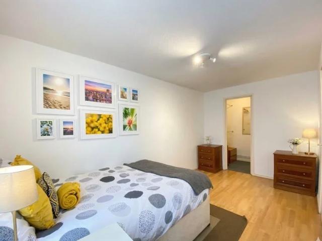 Room at Manchester Road, Greater London