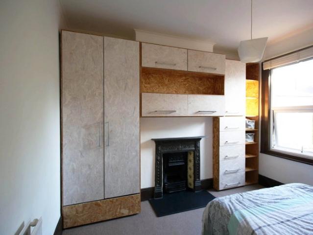 Room at Manchester Road, Greater London