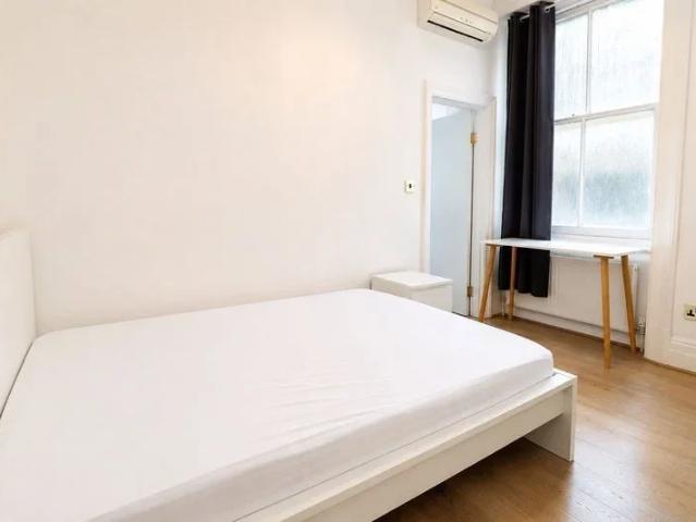 Room at Mandela Street, Greater London
