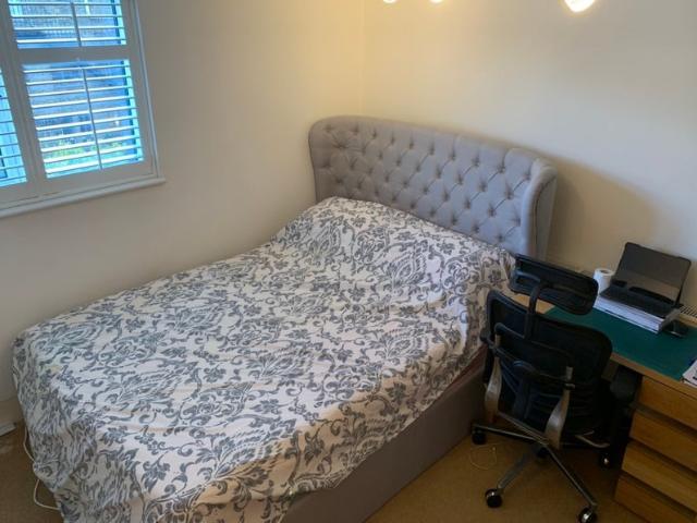Room at Mansell Road, Greater London