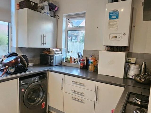 Room at Mansfield Road, Nottingham